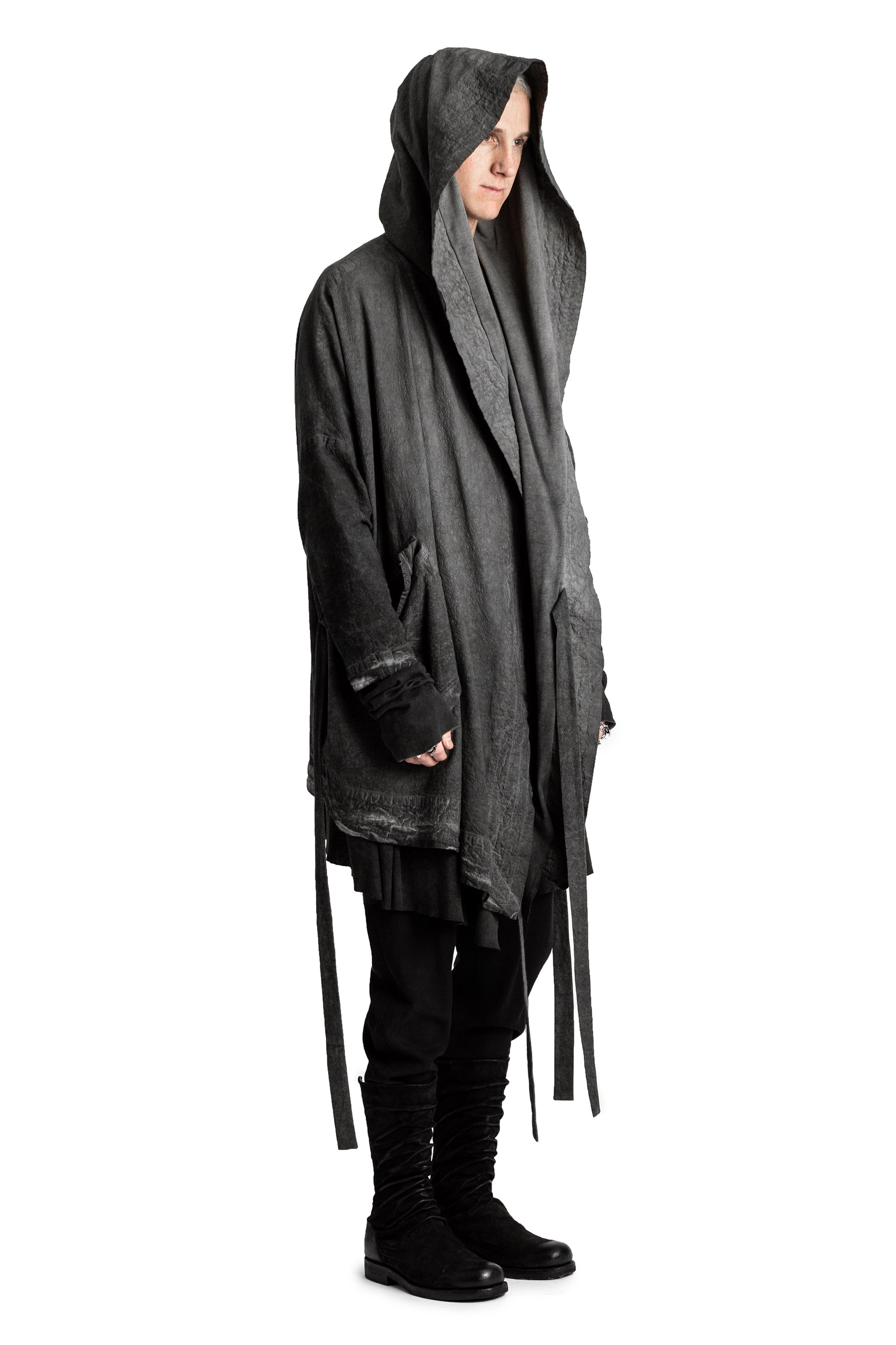 HAMLET CLOAK – VENIA COLLECTION